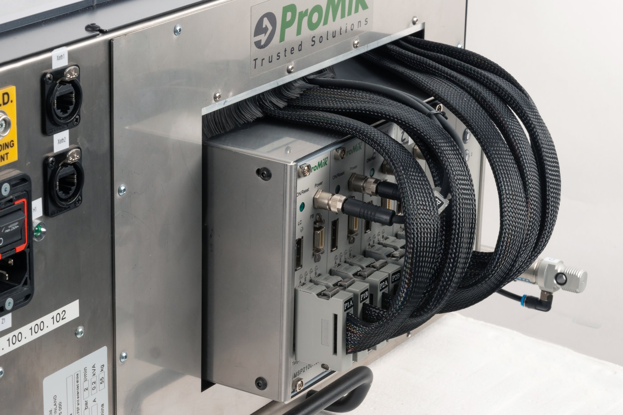 Integrated Test Box for Automotive Testing | JOT Automation